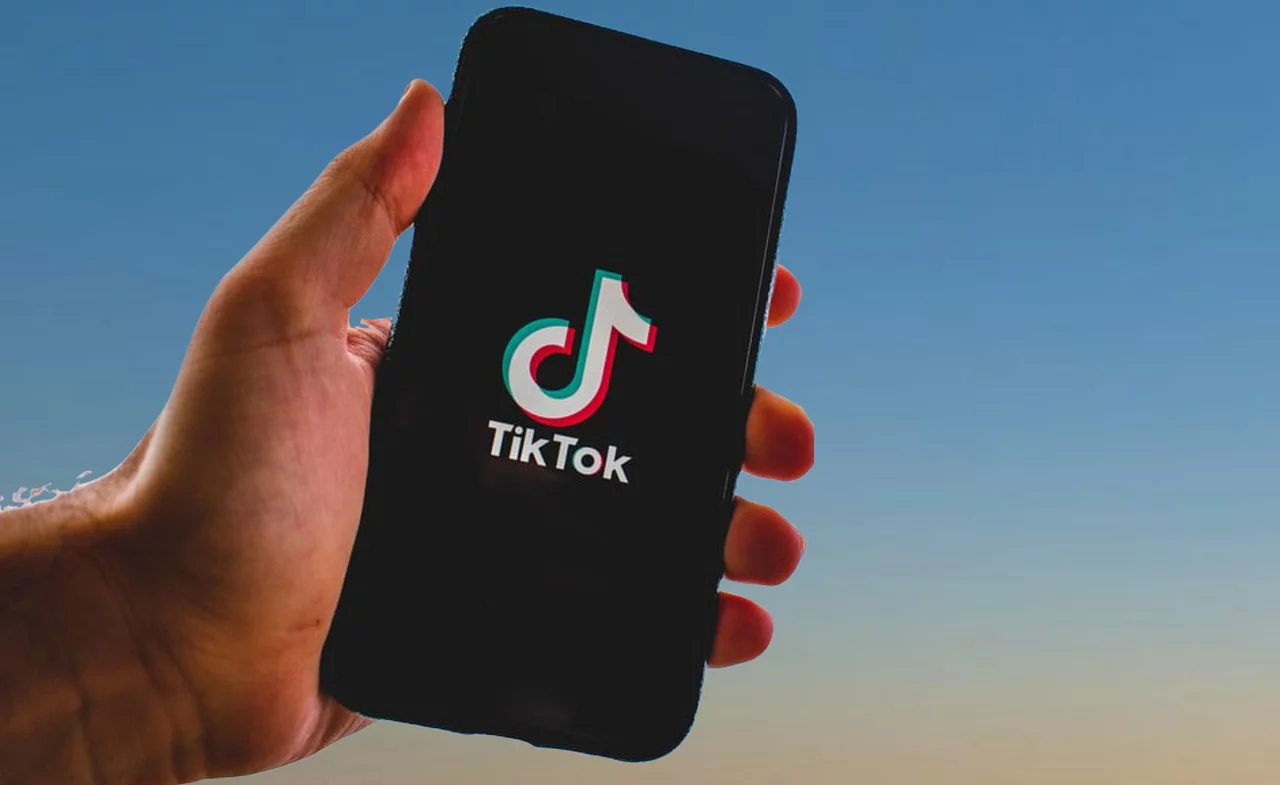 Geser Pesaing, TikTok Uji Coba Fitur Story Mirip Instagram dan Snapchat – delik.tv