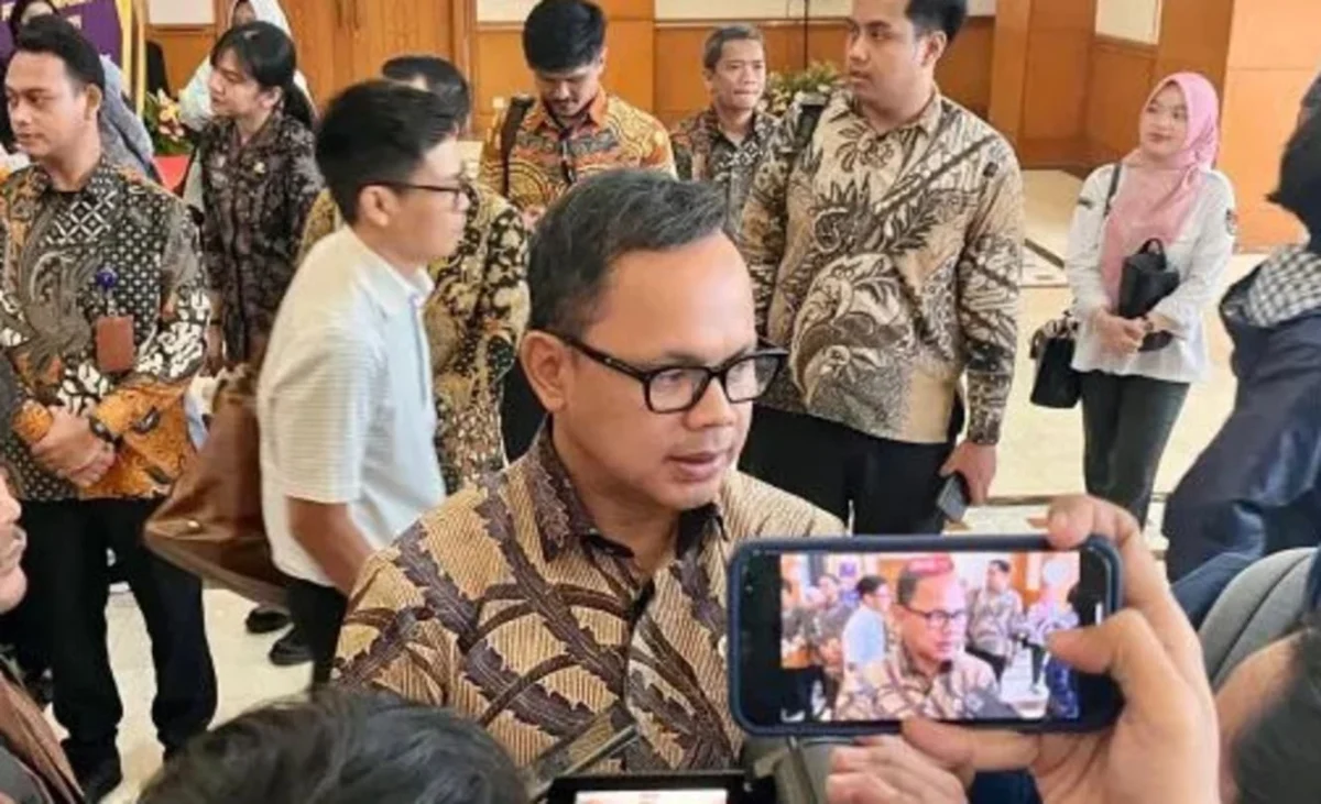 Kemendagri Tindaklanjuti Dugaan Keterlibatan Kades Kohod Soal Penerbitan SHGB Pagar Laut di ...