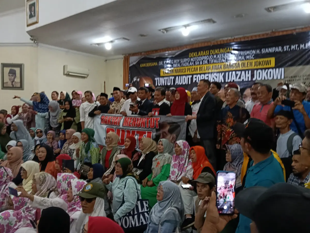 7 Poin Penting Keberatan TPUA Soal Penanganan Kasus Ijazah Jokowi – delik.tv